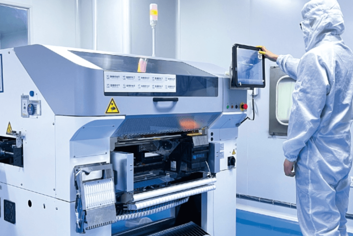 High-Performance MEMS Accelerometer